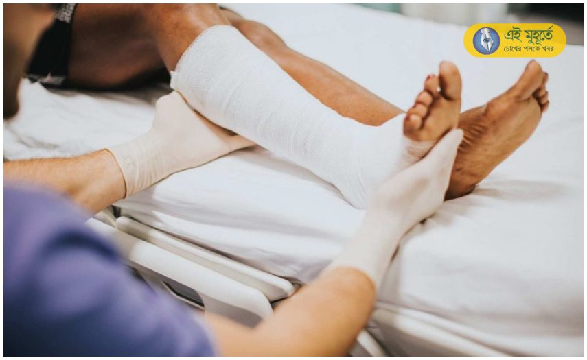 পায়ে চোট! হাসপাতালে ভর্তি পরিচালক